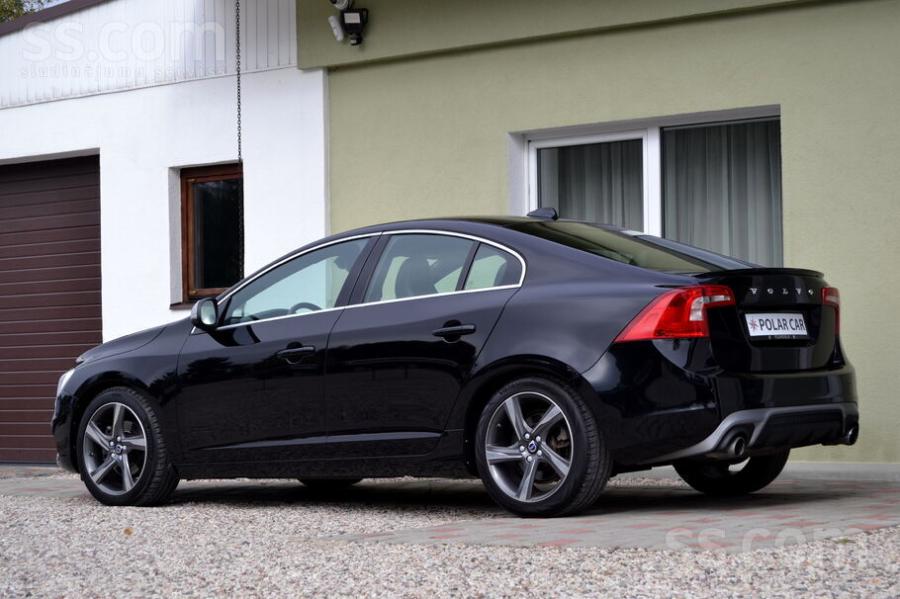 Black Volvo S60 2016 in Tukums, with an engine capacity of 2.00 L and mileage of 274 thousand km for 9990 €, photo 9 on AUTOMOTO.COM.LV