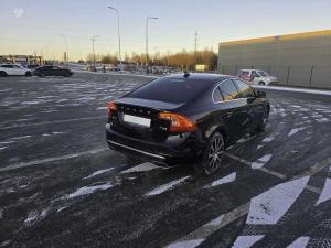 Melns Volvo S60 2016 Kauņa, ar dzinēja tilpumu 1.97 L un nobraukumu 137 tūkst. km par 11899 €, foto 4 vietnē AUTOMOTO.COM.LV
