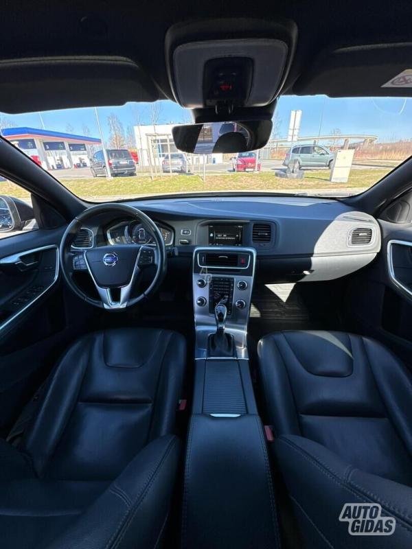 Melns Volvo S60 2016 Klaipėda, ar dzinēja tilpumu 2.00 L un nobraukumu 98 tūkst. km par 14500 €, foto 6 vietnē AUTOMOTO.COM.LV