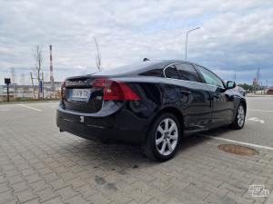 Melns Volvo S60 2016 Viļņa, ar dzinēja tilpumu 2.00 L un nobraukumu 228 tūkst. km par 7999 €, foto 6 vietnē AUTOMOTO.COM.LV