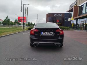 Black Volvo S60 2016 in Tallinn, with an engine capacity of 2.00 L and mileage of 177 thousand km for 11990 €, photo 8 on AUTOMOTO.COM.LV