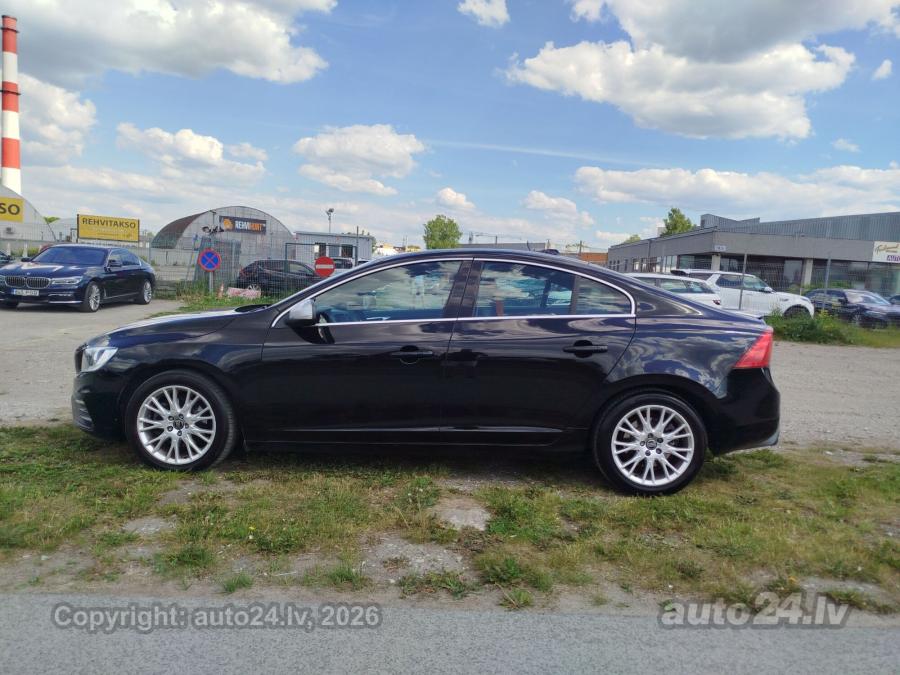 Black Volvo S60 2016 in Tallinn, with an engine capacity of 2.00 L and mileage of 177 thousand km for 11990 €, photo 21 on AUTOMOTO.COM.LV