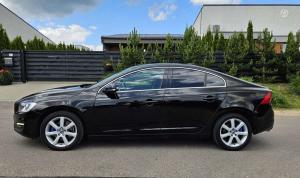Black Volvo S60 2016 in Vilnius, with an engine capacity of 2.00 L and mileage of 228 thousand km for 8900 €, photo 6 on AUTOMOTO.COM.LV