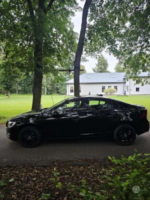 Melns Volvo S60 2016 Prienai, ar dzinēja tilpumu 2.00 L un nobraukumu 311 tūkst. km par 7800 €, foto 8 vietnē AUTOMOTO.COM.LV
