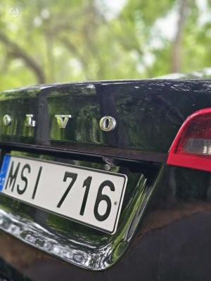 Melns Volvo S60 2016 Prienai, ar dzinēja tilpumu 2.00 L un nobraukumu 311 tūkst. km par 7800 €, foto 12 vietnē AUTOMOTO.COM.LV
