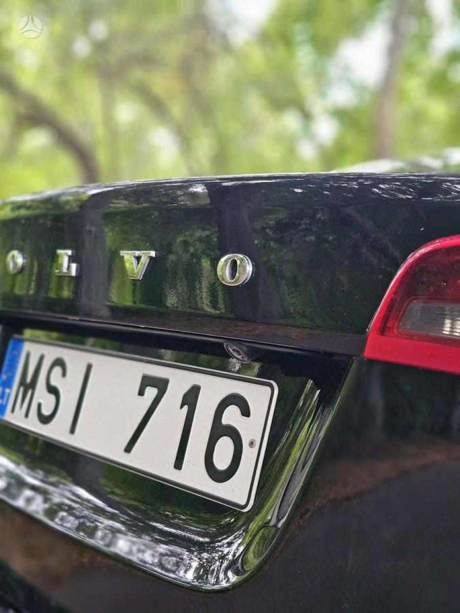 Melns Volvo S60 2016 Prienai, ar dzinēja tilpumu 2.00 L un nobraukumu 311 tūkst. km par 7800 €, foto 12 vietnē AUTOMOTO.COM.LV