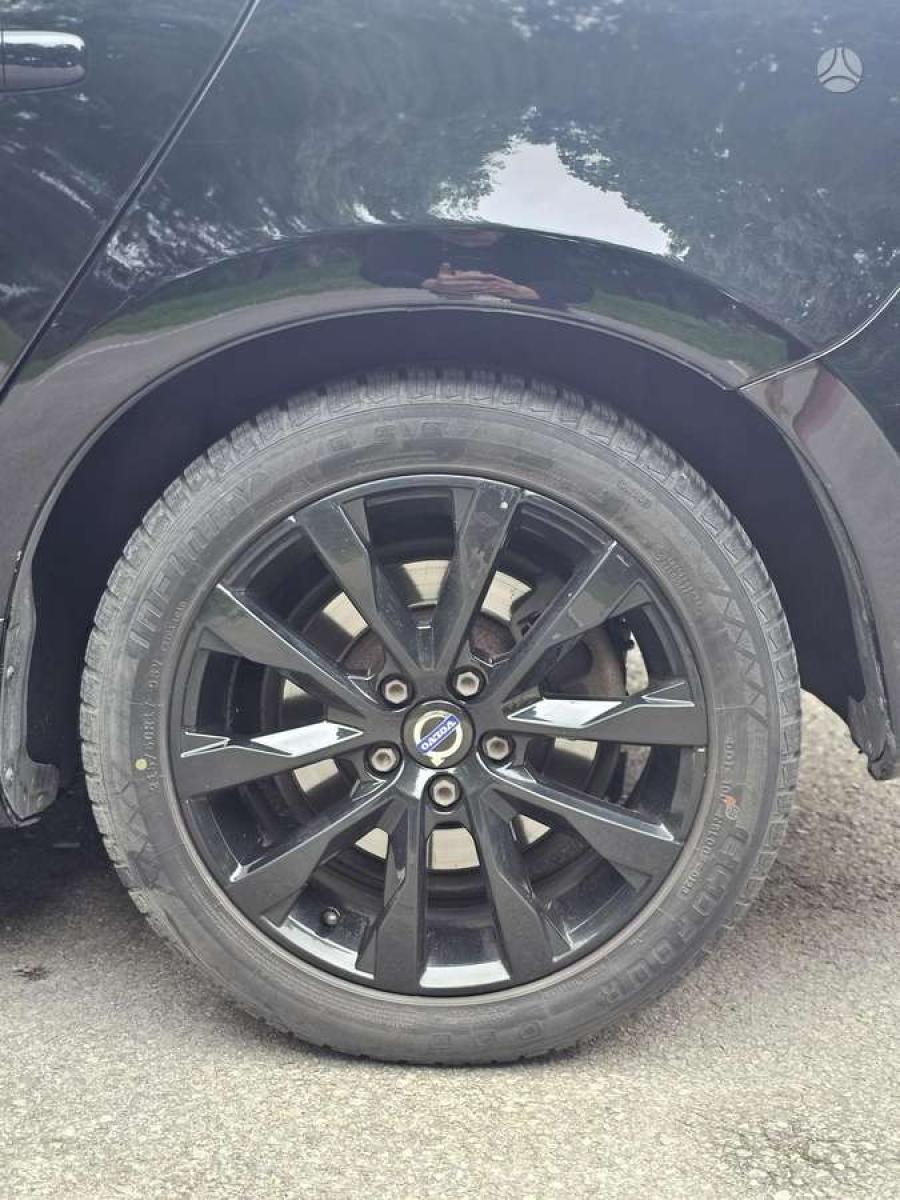 Melns Volvo S60 2016 Prienai, ar dzinēja tilpumu 2.00 L un nobraukumu 311 tūkst. km par 7800 €, foto 17 vietnē AUTOMOTO.COM.LV