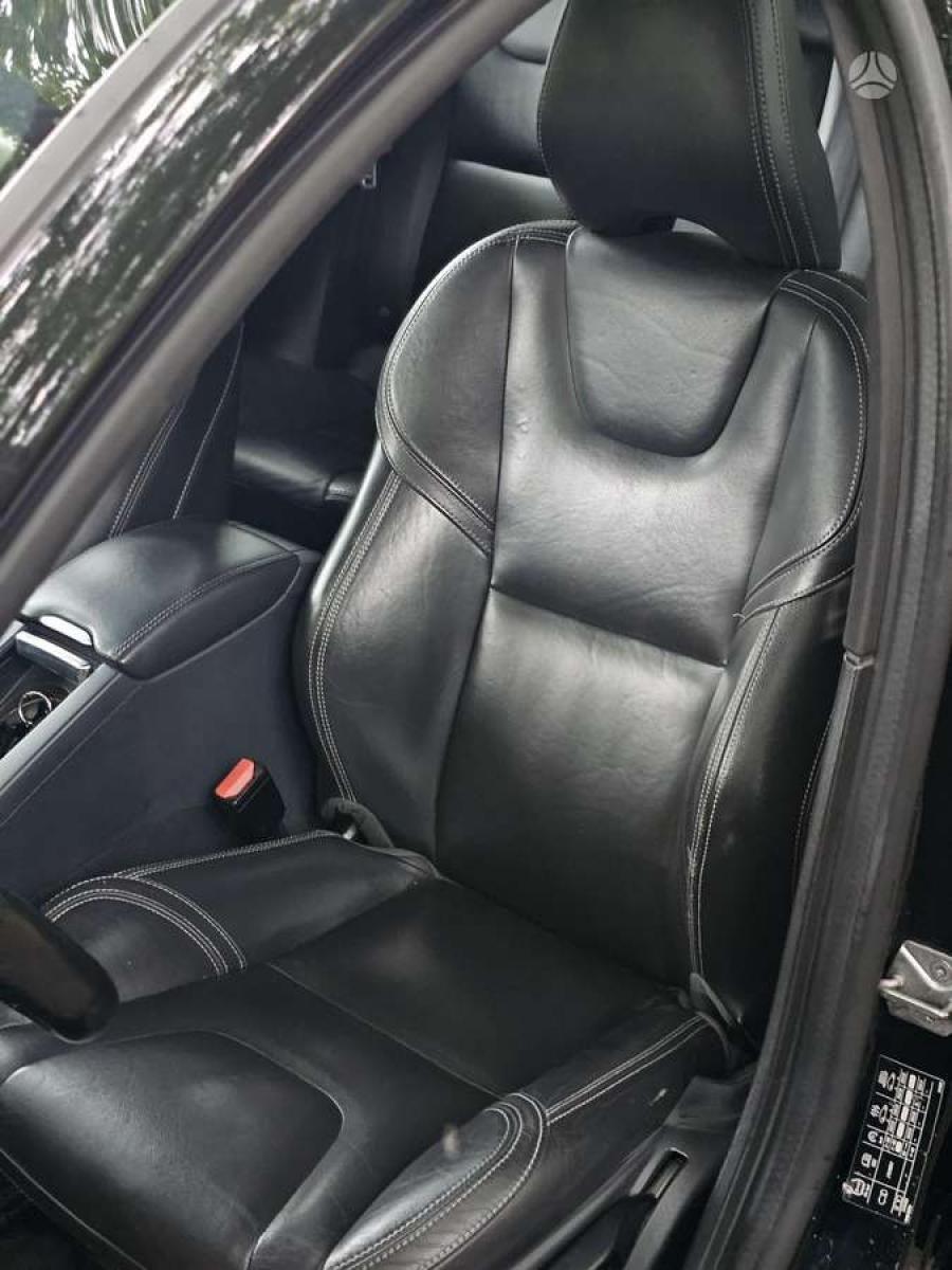 Melns Volvo S60 2016 Prienai, ar dzinēja tilpumu 2.00 L un nobraukumu 311 tūkst. km par 7800 €, foto 19 vietnē AUTOMOTO.COM.LV