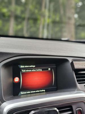 Melns Volvo S60 2016 Prienai, ar dzinēja tilpumu 2.00 L un nobraukumu 311 tūkst. km par 7800 €, foto 33 vietnē AUTOMOTO.COM.LV