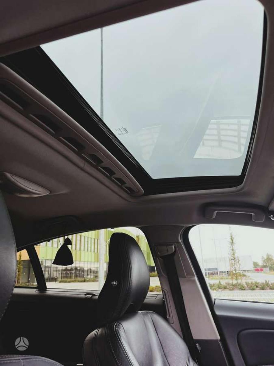 Melns Volvo S60 2016 Viļņa, ar dzinēja tilpumu 1.97 L un nobraukumu 145 tūkst. km par 12000 €, foto 12 vietnē AUTOMOTO.COM.LV