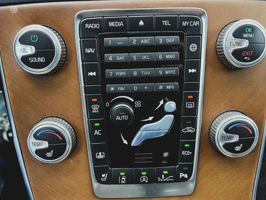 Melns Volvo S60 2016 Viļņa, ar dzinēja tilpumu 1.97 L un nobraukumu 145 tūkst. km par 12000 €, foto 15 vietnē AUTOMOTO.COM.LV