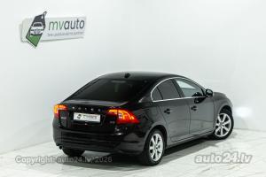 Melns Volvo S60 2016 Tallina, ar dzinēja tilpumu 2.00 L un nobraukumu 198 tūkst. km par 9500 €, foto 3 vietnē AUTOMOTO.COM.LV