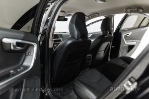 Melns Volvo S60 2016 Tallina, ar dzinēja tilpumu 2.00 L un nobraukumu 198 tūkst. km par 9500 €, foto 16 vietnē AUTOMOTO.COM.LV