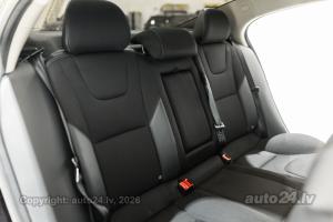 Melns Volvo S60 2016 Tallina, ar dzinēja tilpumu 2.00 L un nobraukumu 198 tūkst. km par 9500 €, foto 17 vietnē AUTOMOTO.COM.LV