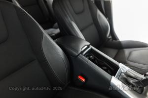 Melns Volvo S60 2016 Tallina, ar dzinēja tilpumu 2.00 L un nobraukumu 198 tūkst. km par 9500 €, foto 18 vietnē AUTOMOTO.COM.LV