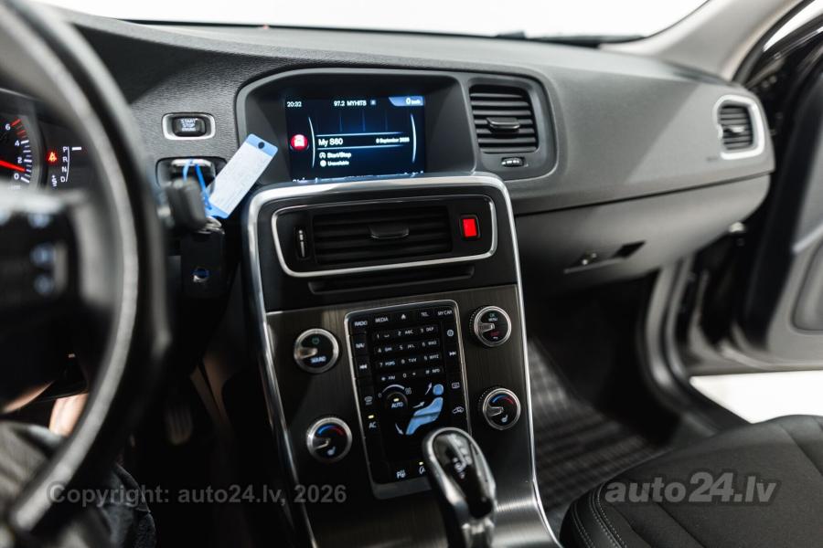 Melns Volvo S60 2016 Tallina, ar dzinēja tilpumu 2.00 L un nobraukumu 198 tūkst. km par 9500 €, foto 19 vietnē AUTOMOTO.COM.LV