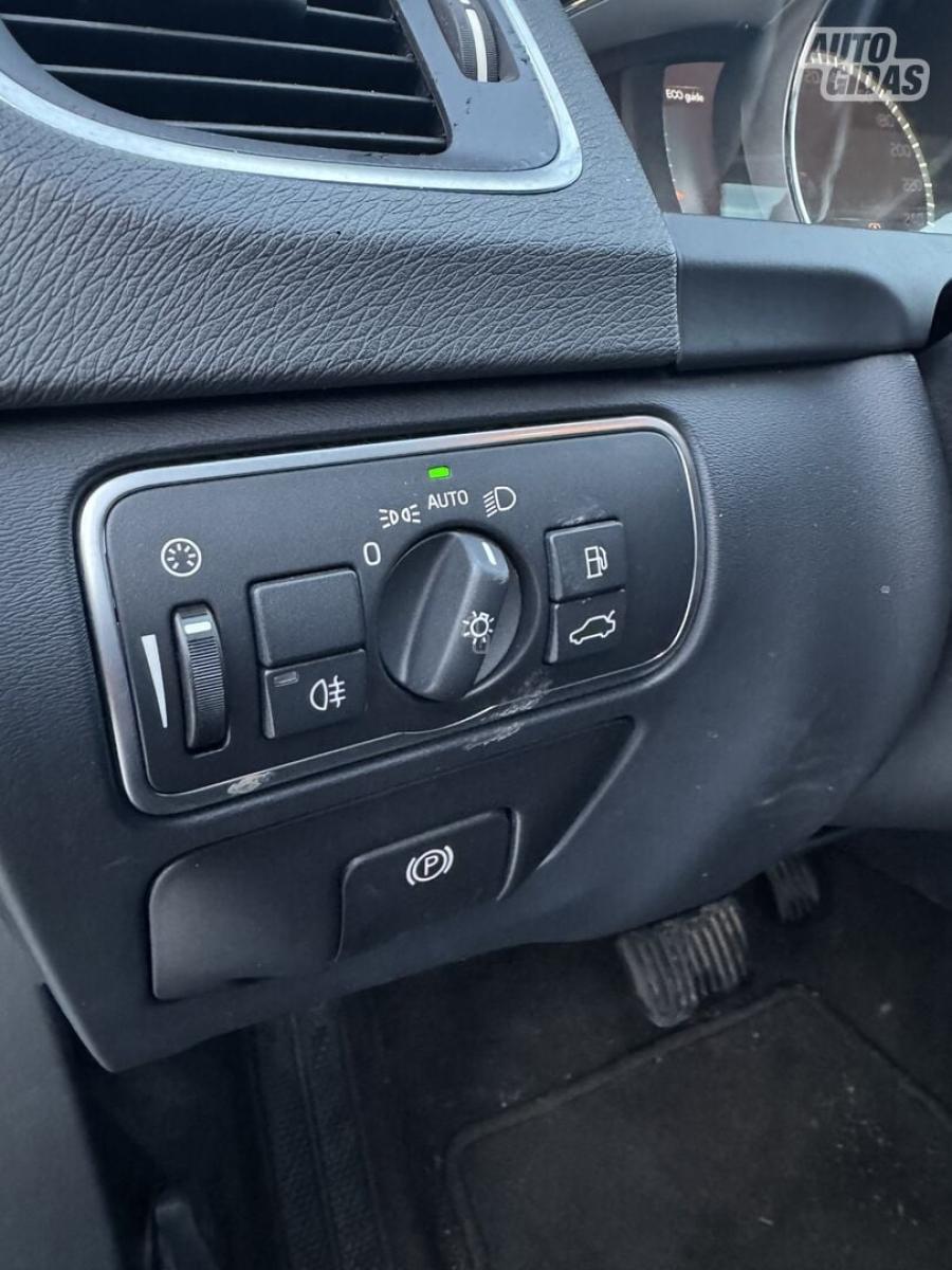 Melns Volvo S60 2017 Viļņa, ar dzinēja tilpumu 2.00 L un nobraukumu 270 tūkst. km par 9000 €, foto 11 vietnē AUTOMOTO.COM.LV