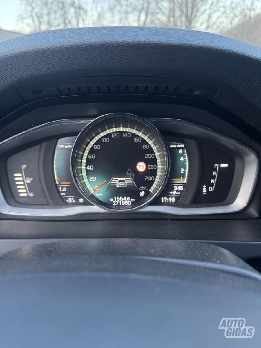 Melns Volvo S60 2017 Viļņa, ar dzinēja tilpumu 2.00 L un nobraukumu 270 tūkst. km par 9000 €, foto 20 vietnē AUTOMOTO.COM.LV