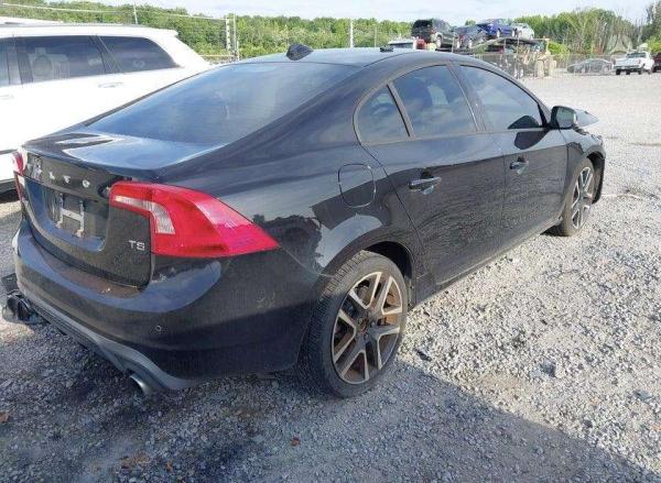 Black Volvo S60 2017 in Silale, with an engine capacity of 1.97 L and mileage of 152 thousand km for 5500 €, photo 4 on AUTOMOTO.COM.LV