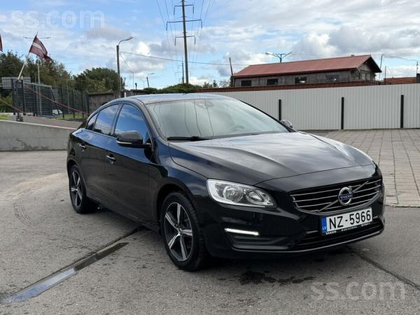 Volvo S60 2017 RÄ«ga vietnÄ Melns Volvo S60 2017 RÄ«ga, ar dzinÄja tilpumu 2.00 L un nobraukumu 193 tÅ«kst. km par 9900 ā¬, foto 11 vietnÄ AUTOMOTO.COM.LV