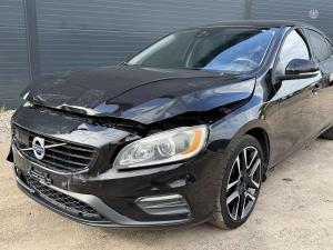 Black Volvo S60 2017 in Silale, with an engine capacity of 1.97 L and mileage of 152 thousand km for 4900 €, photo 8 on AUTOMOTO.COM.LV