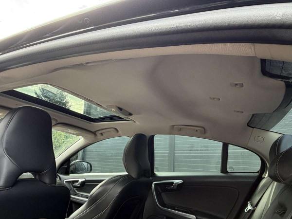 Volvo S60 2017 in Silale on AUTOMOTO.COM.LV Black Volvo S60 2017 in Silale, with an engine capacity of 1.97 L and mileage of 152 thousand km for 4900 €, photo 10 on AUTOMOTO.COM.LV