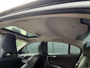 Black Volvo S60 2017 in Silale, with an engine capacity of 1.97 L and mileage of 152 thousand km for 4900 €, photo 10 on AUTOMOTO.COM.LV