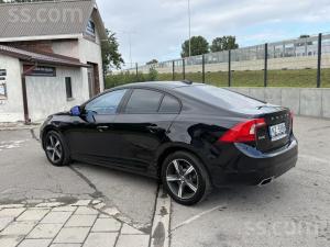 Melns Volvo S60 2017 Rīga, ar dzinēja tilpumu 2.00 L un nobraukumu 193 tūkst. km par 9900 €, foto 6 vietnē AUTOMOTO.COM.LV