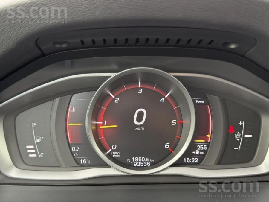 Melns Volvo S60 2017 Rīga, ar dzinēja tilpumu 2.00 L un nobraukumu 193 tūkst. km par 9900 €, foto 14 vietnē AUTOMOTO.COM.LV