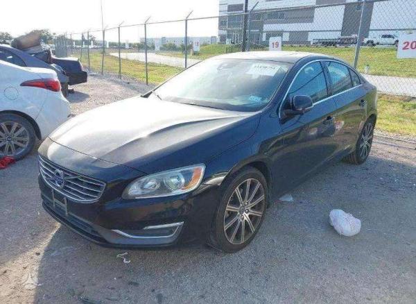 Melns Volvo S60 2018 Pakruojis, ar dzinēja tilpumu 1.97 L un nobraukumu 190 tūkst. km par 6500 €, foto 1 vietnē AUTOMOTO.COM.LV