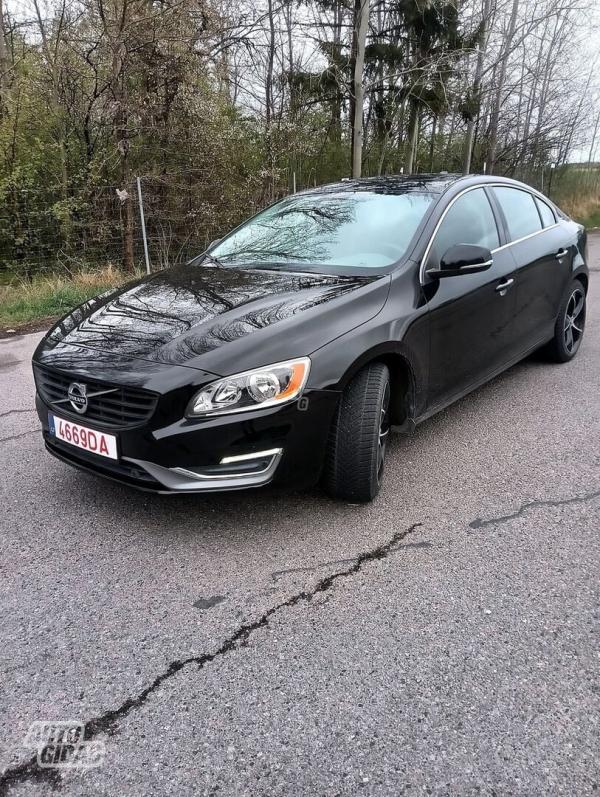 Melns Volvo S60 2018 Pakruojis, ar dzinēja tilpumu 2.00 L un nobraukumu 191 tūkst. km par 10500 €, foto 1 vietnē AUTOMOTO.COM.LV