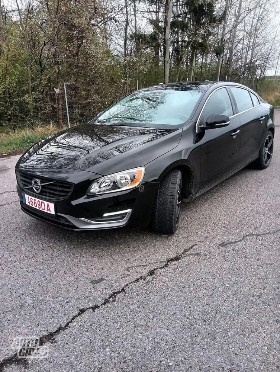 Melns Volvo S60 2018 Pakruojis, ar dzinēja tilpumu 2.00 L un nobraukumu 191 tūkst. km par 10500 €, foto 1 vietnē AUTOMOTO.COM.LV