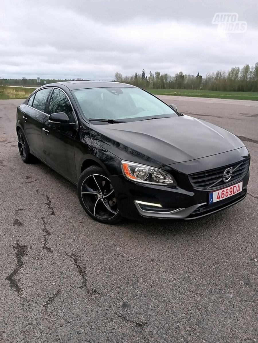 Melns Volvo S60 2018 Pakruojis, ar dzinēja tilpumu 2.00 L un nobraukumu 191 tūkst. km par 10500 €, foto 3 vietnē AUTOMOTO.COM.LV