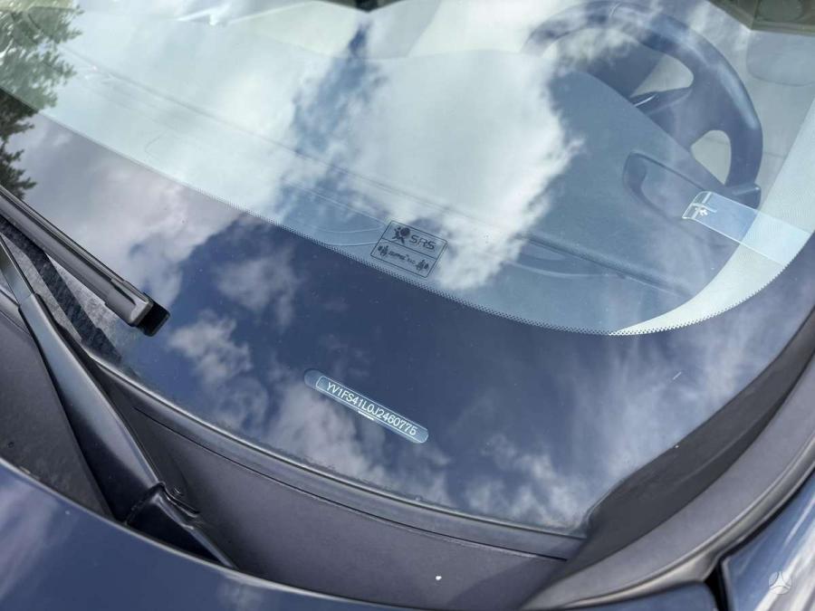 Black Volvo S60 2018 in Vilnius, with an engine capacity of 2.00 L and mileage of 180 thousand km for 8500 €, photo 12 on AUTOMOTO.COM.LV