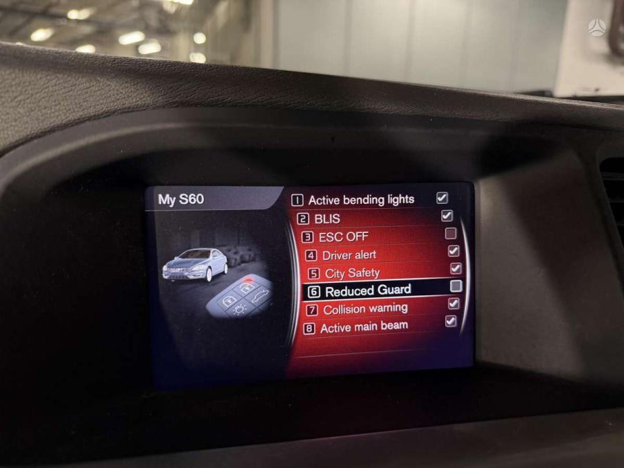 Melns Volvo S60 2018 Viļņa, ar dzinēja tilpumu 2.00 L un nobraukumu 181 tūkst. km par 11900 €, foto 27 vietnē AUTOMOTO.COM.LV