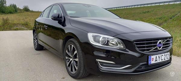 Black Volvo S60 2018 in Siauliai, with an engine capacity of 1.97 L and mileage of 141 thousand km for 11800 €, photo 6 on AUTOMOTO.COM.LV