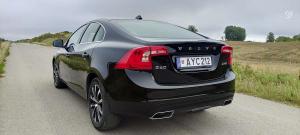 Black Volvo S60 2018 in Siauliai, with an engine capacity of 1.97 L and mileage of 141 thousand km for 11800 €, photo 11 on AUTOMOTO.COM.LV