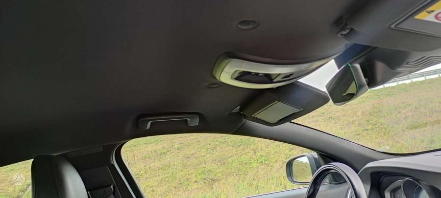 Black Volvo S60 2018 in Siauliai, with an engine capacity of 1.97 L and mileage of 141 thousand km for 11800 €, photo 30 on AUTOMOTO.COM.LV