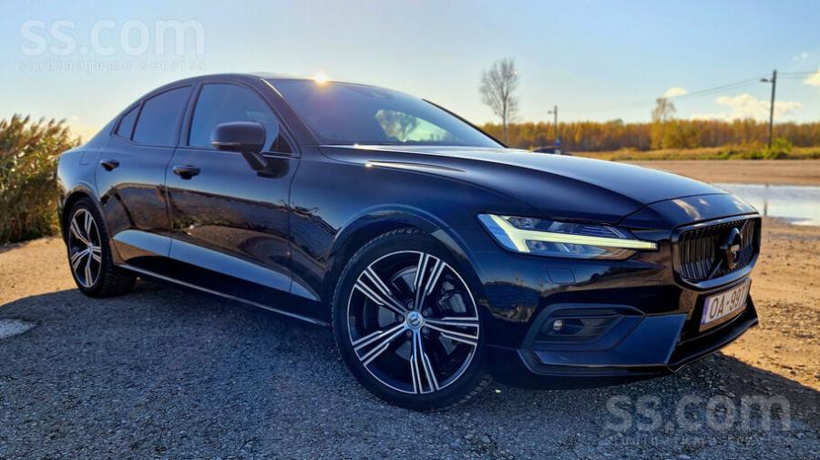 Melns Volvo S60 2019 Rīga, ar dzinēja tilpumu 2.00 L un nobraukumu 90 tūkst. km par 20900 €, foto 3 vietnē AUTOMOTO.COM.LV