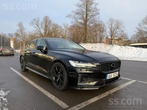 Melns Volvo S60 2019 Rīga, ar dzinēja tilpumu 2.00 L un nobraukumu 121 tūkst. km par 19999 €, foto 7 vietnē AUTOMOTO.COM.LV