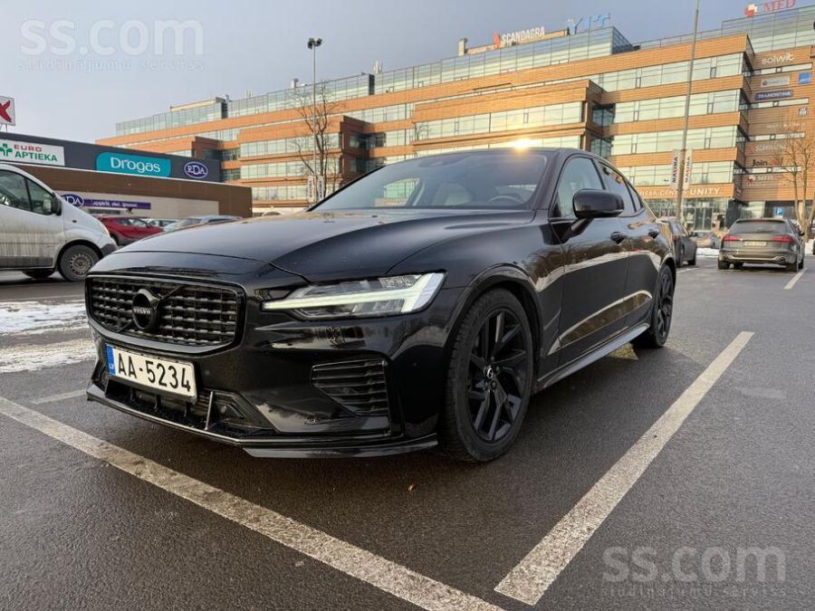 Melns Volvo S60 2019 Rīga, ar dzinēja tilpumu 2.00 L un nobraukumu 121 tūkst. km par 19999 €, foto 11 vietnē AUTOMOTO.COM.LV