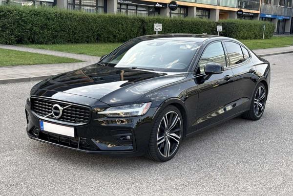 Melns Volvo S60 2019 Viļņa, ar dzinēja tilpumu 1.97 L un nobraukumu 142 tūkst. km par 17399 €, foto  vietnē AUTOMOTO.COM.LV