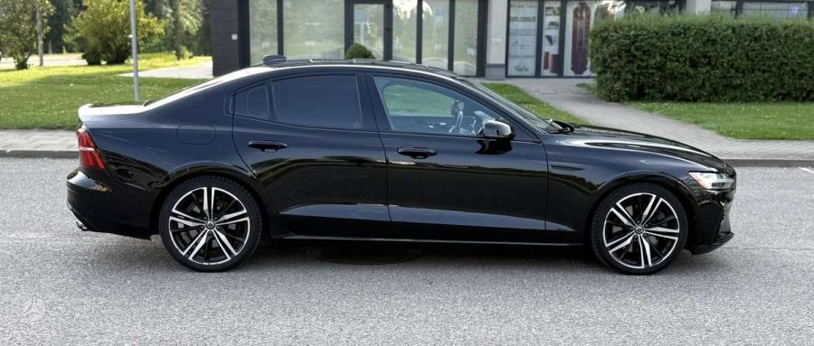 Melns Volvo S60 2019 Viļņa, ar dzinēja tilpumu 1.97 L un nobraukumu 142 tūkst. km par 17399 €, foto 6 vietnē AUTOMOTO.COM.LV