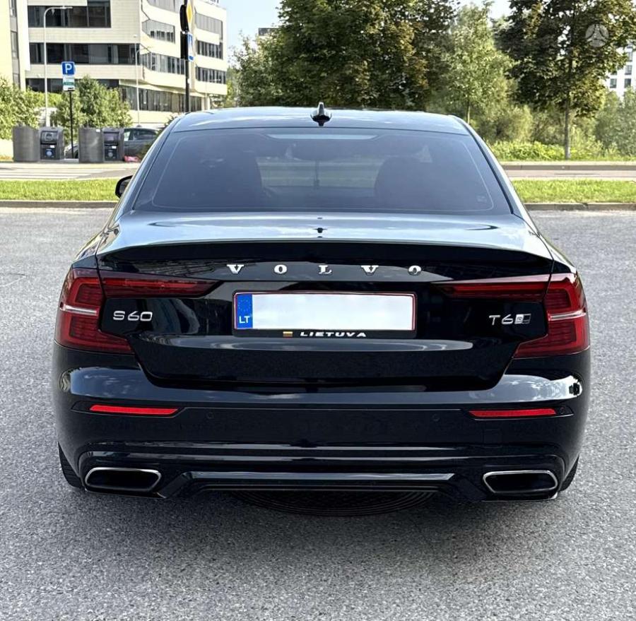 Melns Volvo S60 2019 Viļņa, ar dzinēja tilpumu 1.97 L un nobraukumu 142 tūkst. km par 17399 €, foto 8 vietnē AUTOMOTO.COM.LV