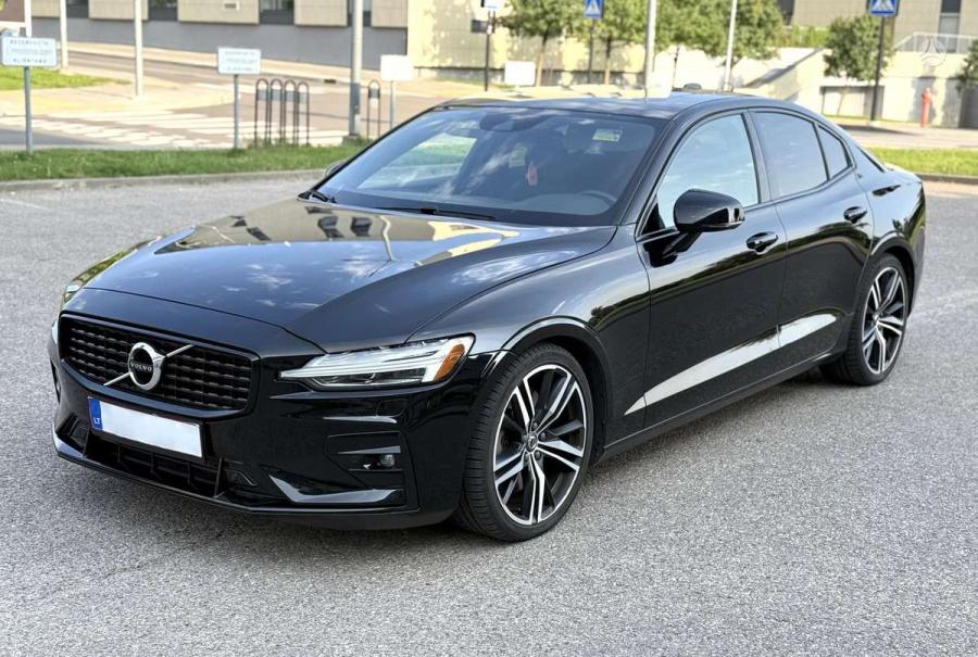Melns Volvo S60 2019 Viļņa, ar dzinēja tilpumu 1.97 L un nobraukumu 142 tūkst. km par 17399 €, foto 10 vietnē AUTOMOTO.COM.LV