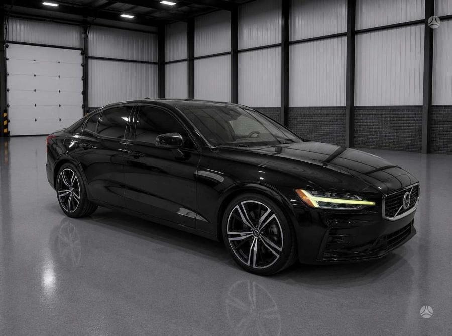 Melns Volvo S60 2019 Ukmergė, ar dzinēja tilpumu 1.97 L un nobraukumu 282 tūkst. km par 9200 €, foto 1 vietnē AUTOMOTO.COM.LV
