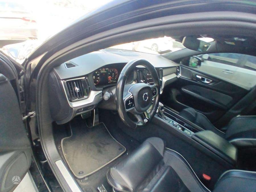 Melns Volvo S60 2019 Ukmergė, ar dzinēja tilpumu 1.97 L un nobraukumu 282 tūkst. km par 9200 €, foto 20 vietnē AUTOMOTO.COM.LV