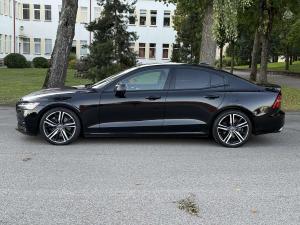 Black Volvo S60 2019 in Ukmerge, with an engine capacity of 1.97 L and mileage of 143 thousand km for 17599 €, photo 4 on AUTOMOTO.COM.LV