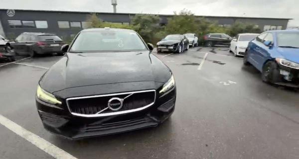 Melns Volvo S60 2019 Klaipėda, ar dzinēja tilpumu 1.97 L un nobraukumu 191 tūkst. km par 11200 €, foto 4 vietnē AUTOMOTO.COM.LV