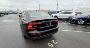 Black Volvo S60 2019 in Klaipeda, with an engine capacity of 1.97 L and mileage of 191 thousand km for 11200 €, photo 8 on AUTOMOTO.COM.LV